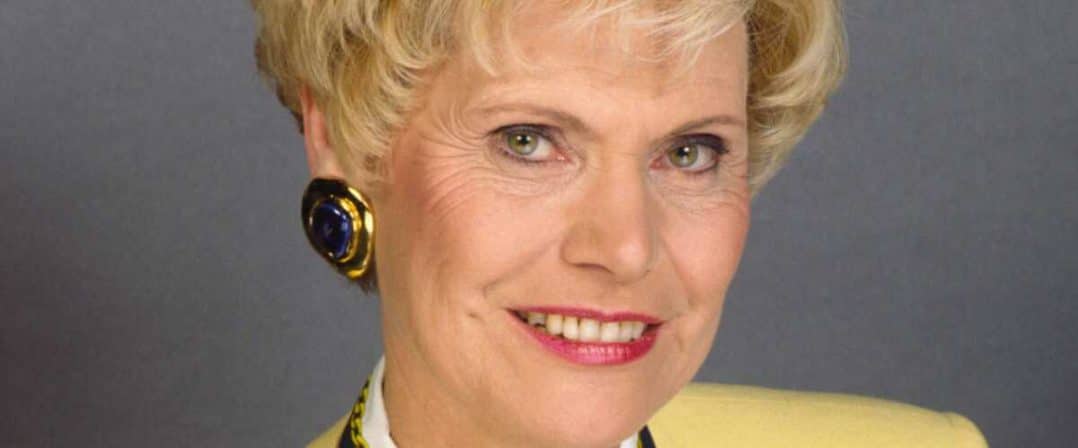 Qui est Simone Garnier et quelle est sa biographie en tant qu ...